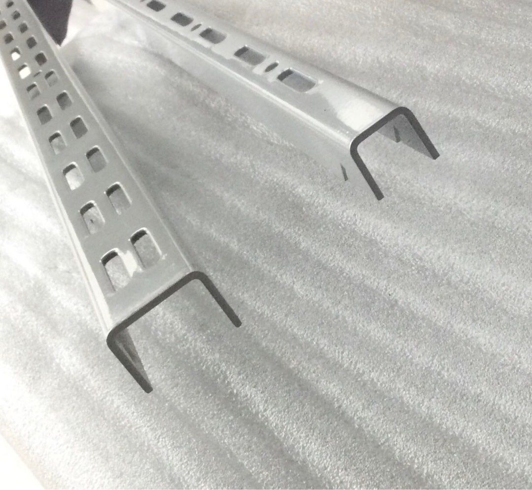 Slotted Post C-channel 8ft, Looking For on Carousell