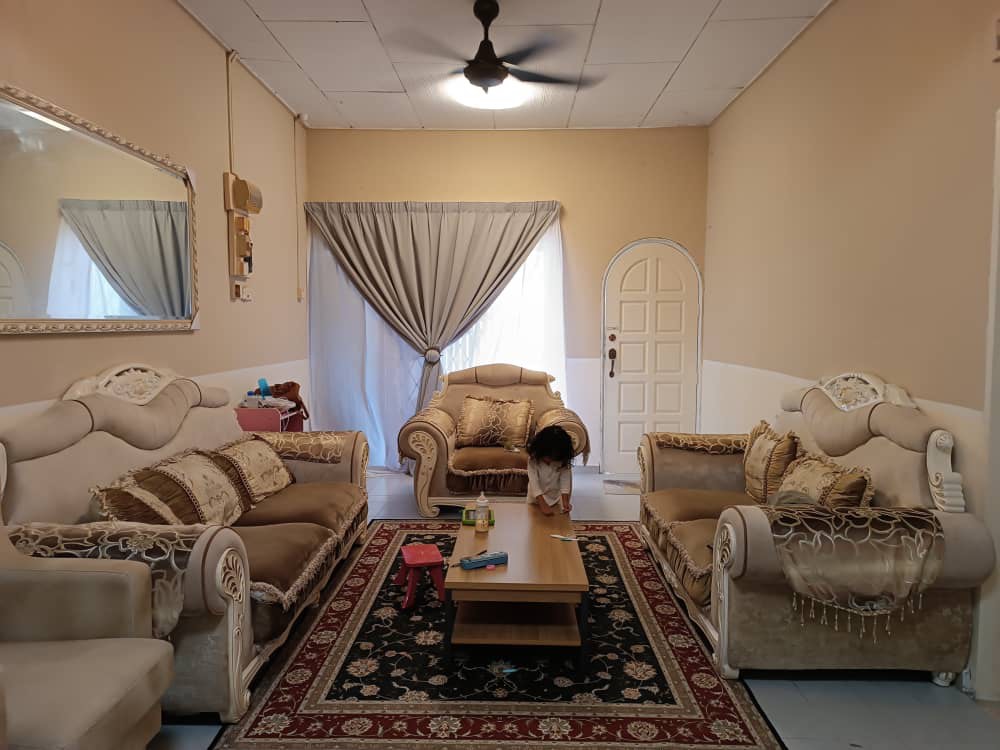 Sofa Besar (1+2+3), Furniture & Home Living, Furniture, Sofas on Carousell