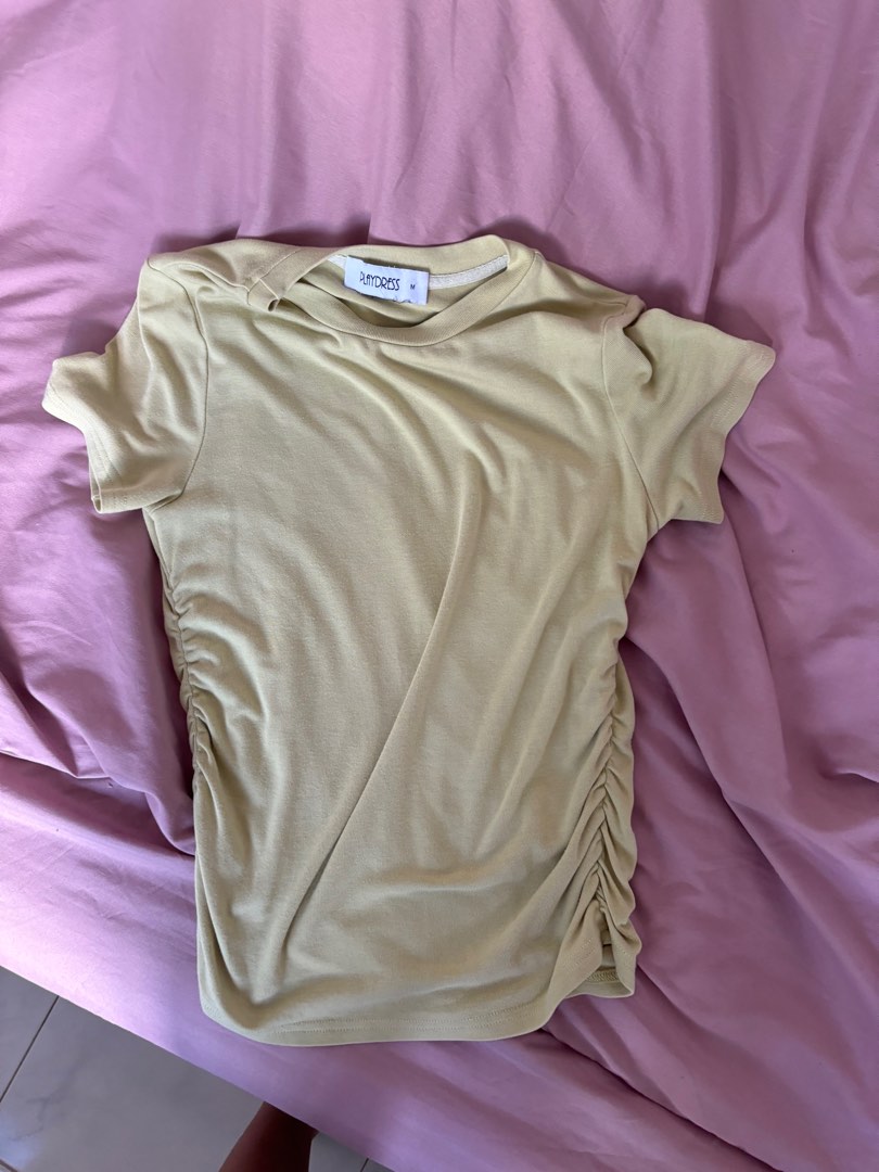 Tight fitting top, Women's Fashion, Tops, Shirts on Carousell