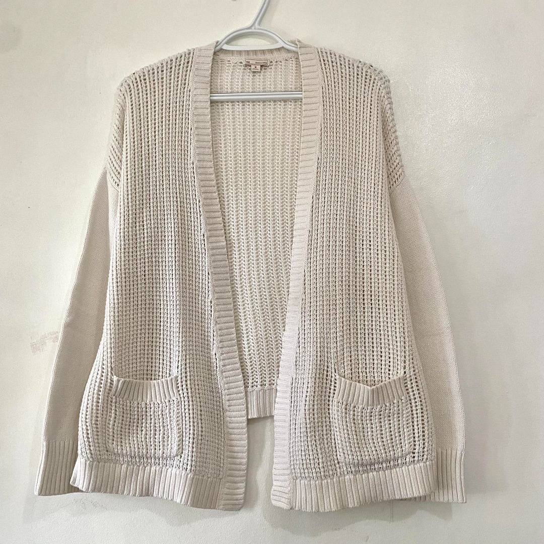 A3 - Gap Knitted White Chunky Cardigan High Quality, Women's Fashion ...