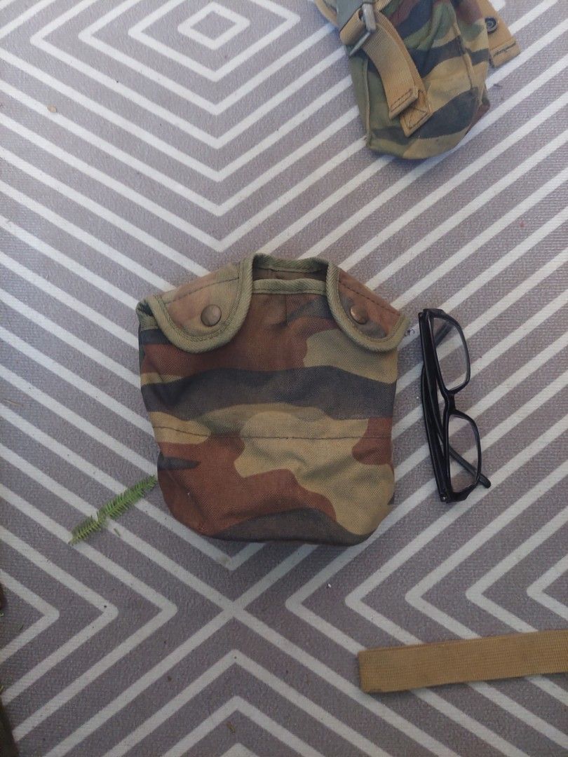 Beg accessories askar, Hobbies & Toys, Collectibles & Memorabilia ...