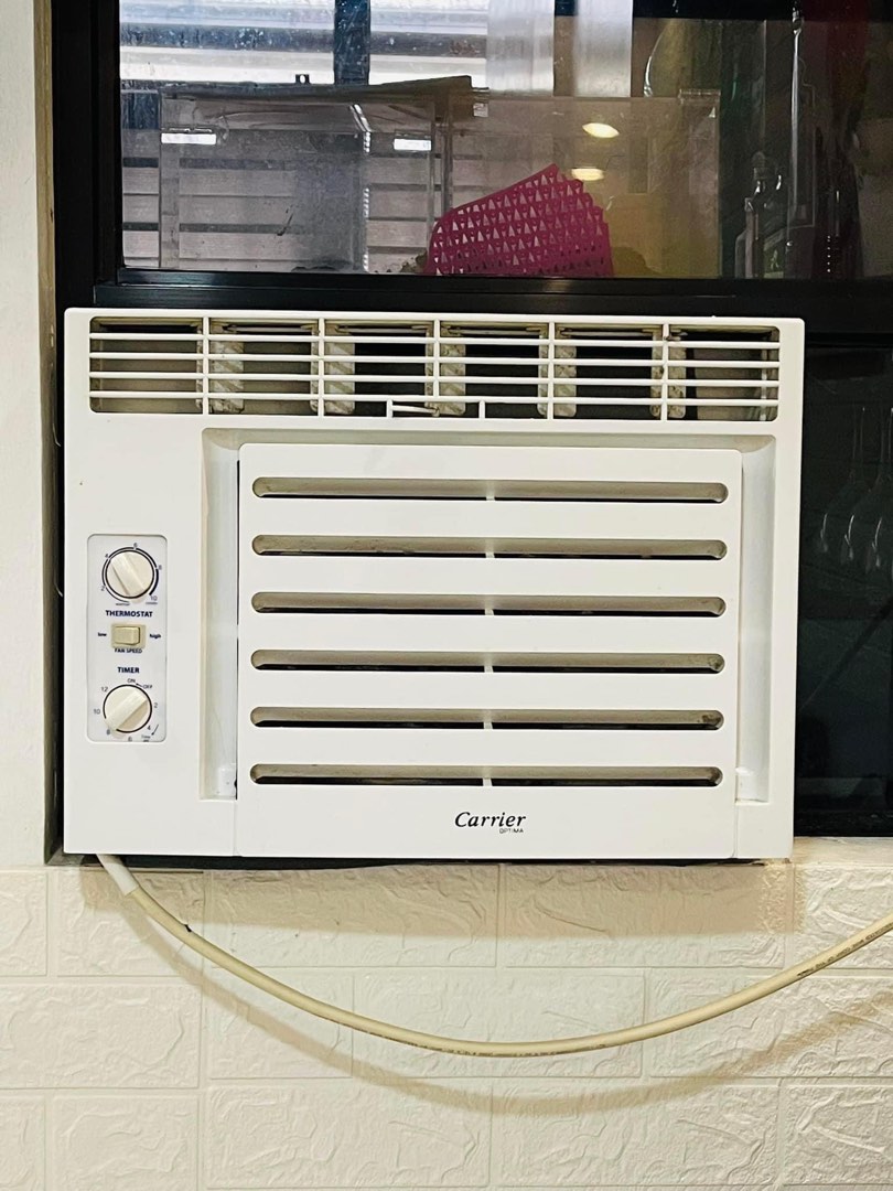 Carrier Window Type .75HP, TV & Home Appliances, Air Conditioning and ...