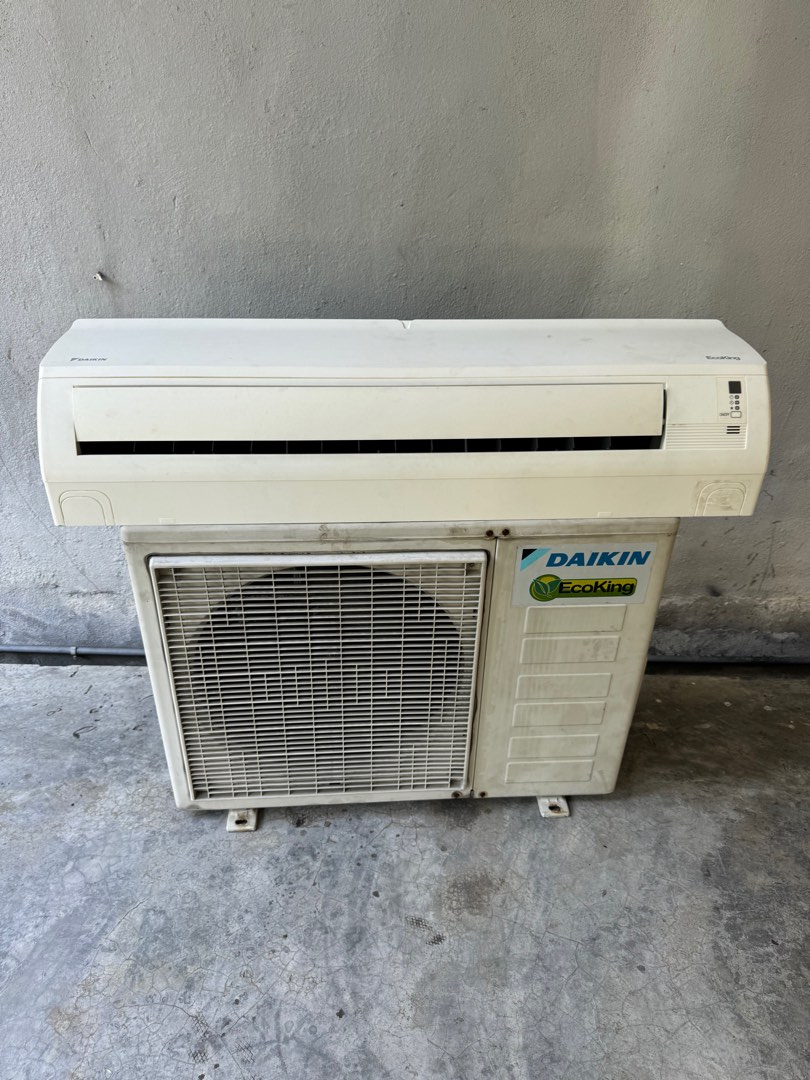 Daikin 2HP R410A Non Inverter 2016, TV & Home Appliances, Air ...