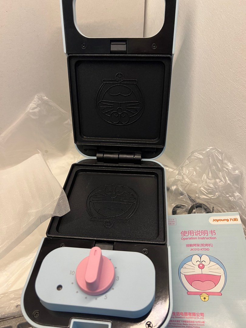 Doraemon 2 in 1 Waffle/Toast maker, TV & Home Appliances, Kitchen ...
