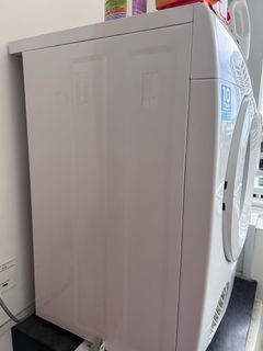 9KG Dryer - Electrolux EDH3497RDW (Heat Pump), TV & Home Appliances ...