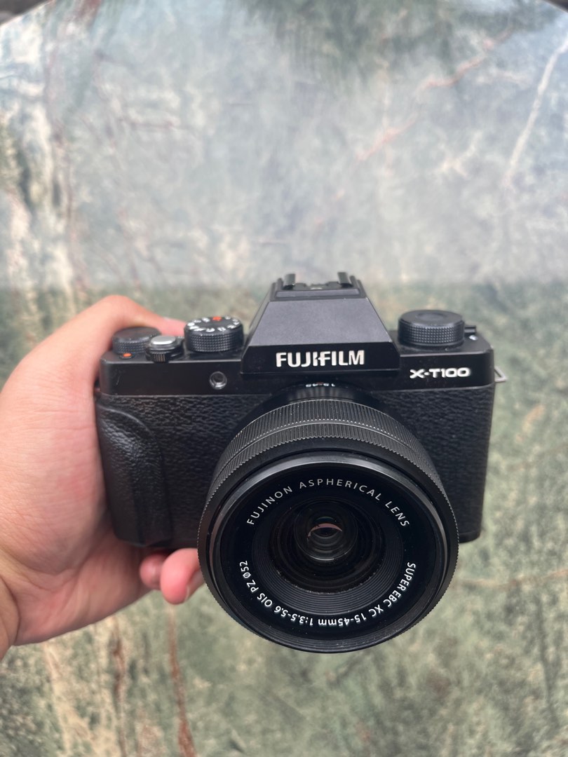 Fujifilm XT100 with 15-45 lens, Photography, Cameras on Carousell