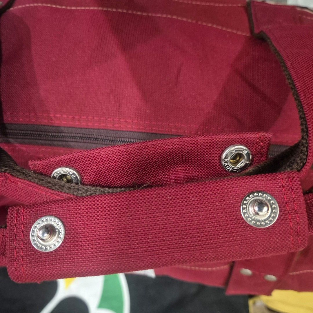 Hanes Travel Bag, Men's Fashion, Bags, Sling Bags on Carousell