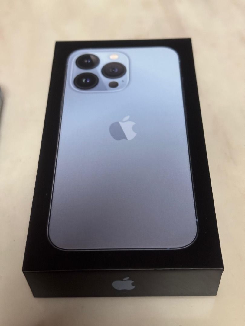 iPone 13 pro (Sierra blue color) 天峰藍色 256GB (include original box 有原裝盒 ...