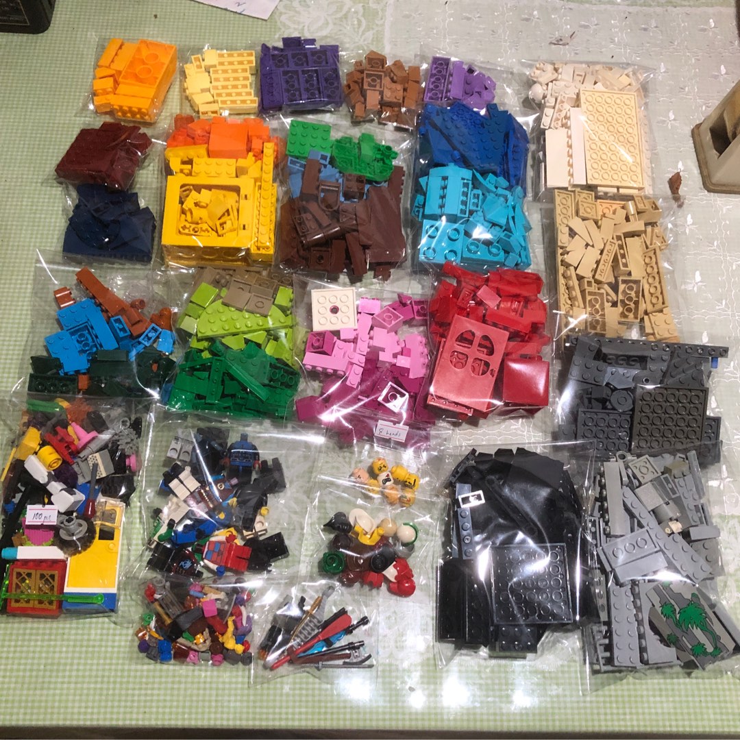 Lego Assorted loose 1188 pieces #3042, Hobbies & Toys, Toys & Games on ...