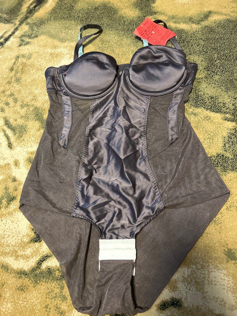 2025 Lovable Full body girdle UW bra with foam size 34B, Women's ...