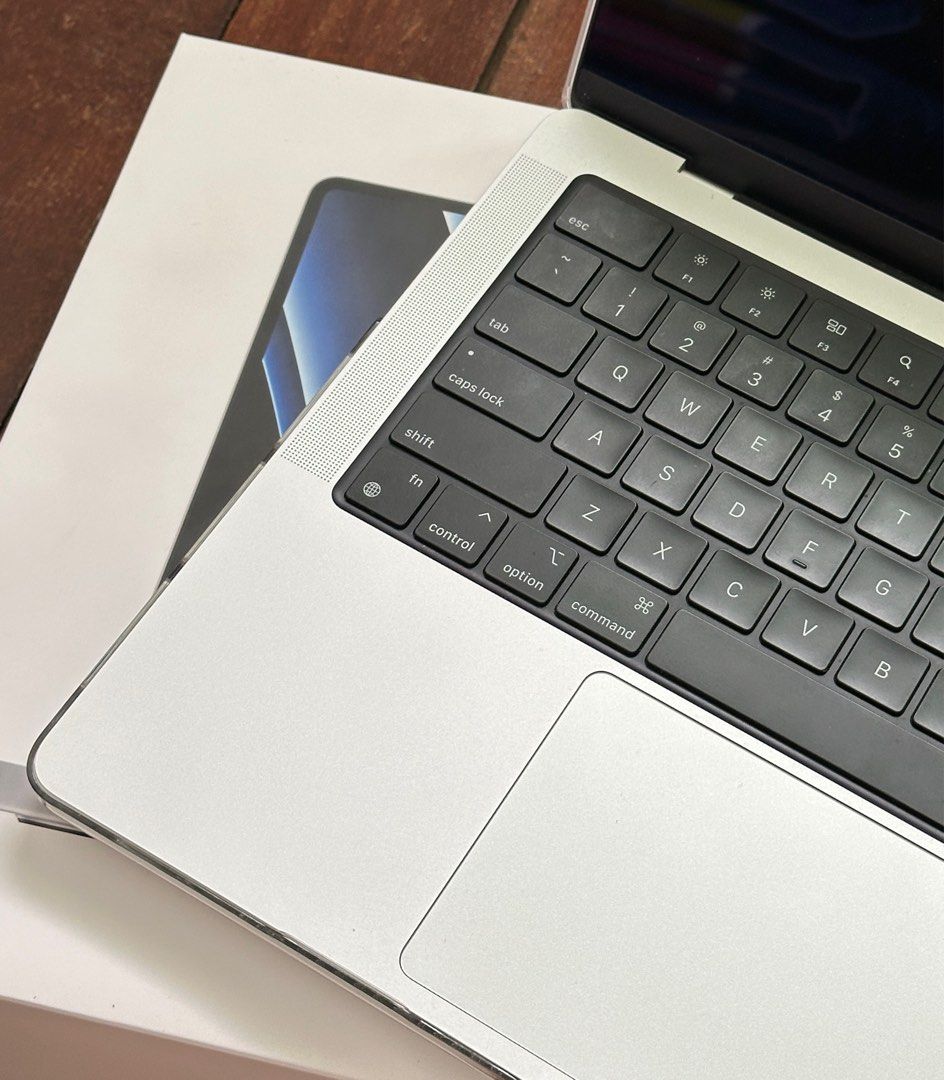 (M2 Max 1TB + 32gb Ram) MacBook Pro 14 2023, Computers & Tech, Laptops ...