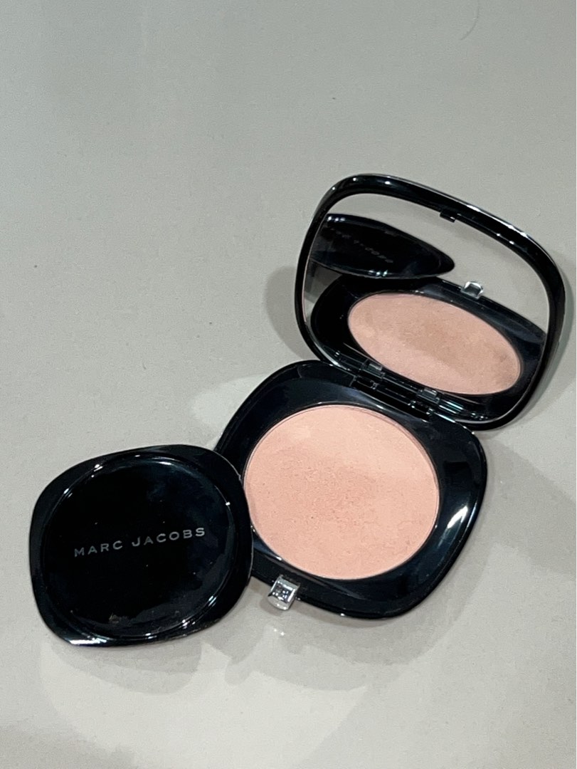 Marc Jacobs Accomplice Blurring Beauty Powder, Beauty & Personal Care ...