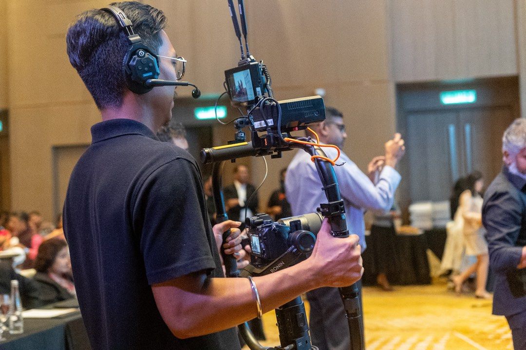 MCP ( Multi Camera Production ), Photography, Video Cameras on Carousell