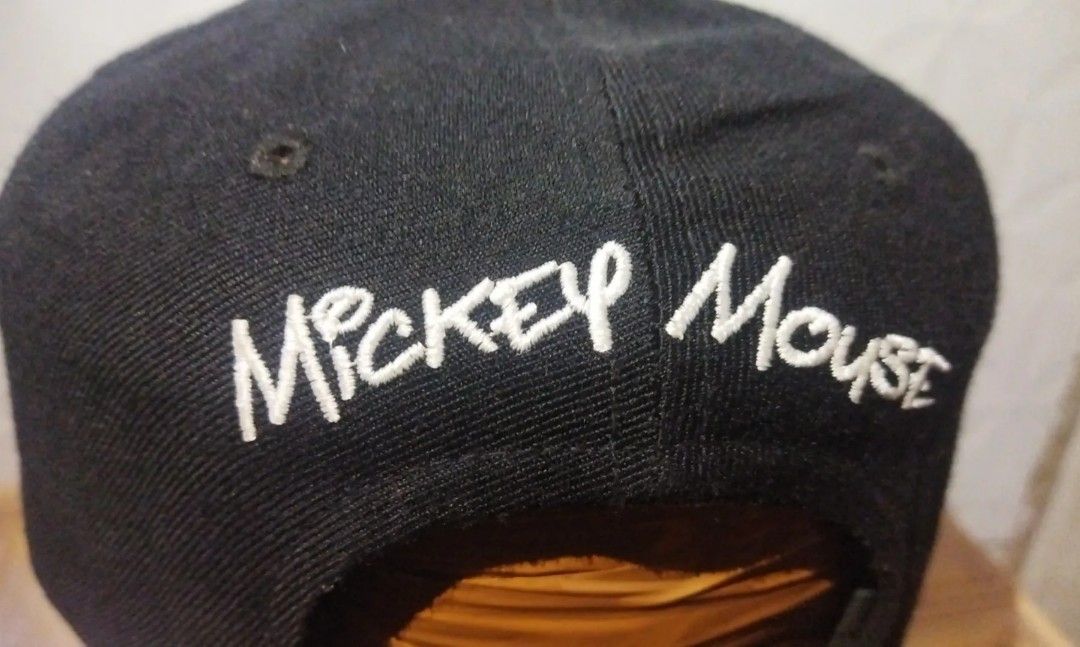 MICKEY MOUSE BIG LOGO BY DISNEY, Fesyen Pria, Aksesoris, Topi di Carousell
