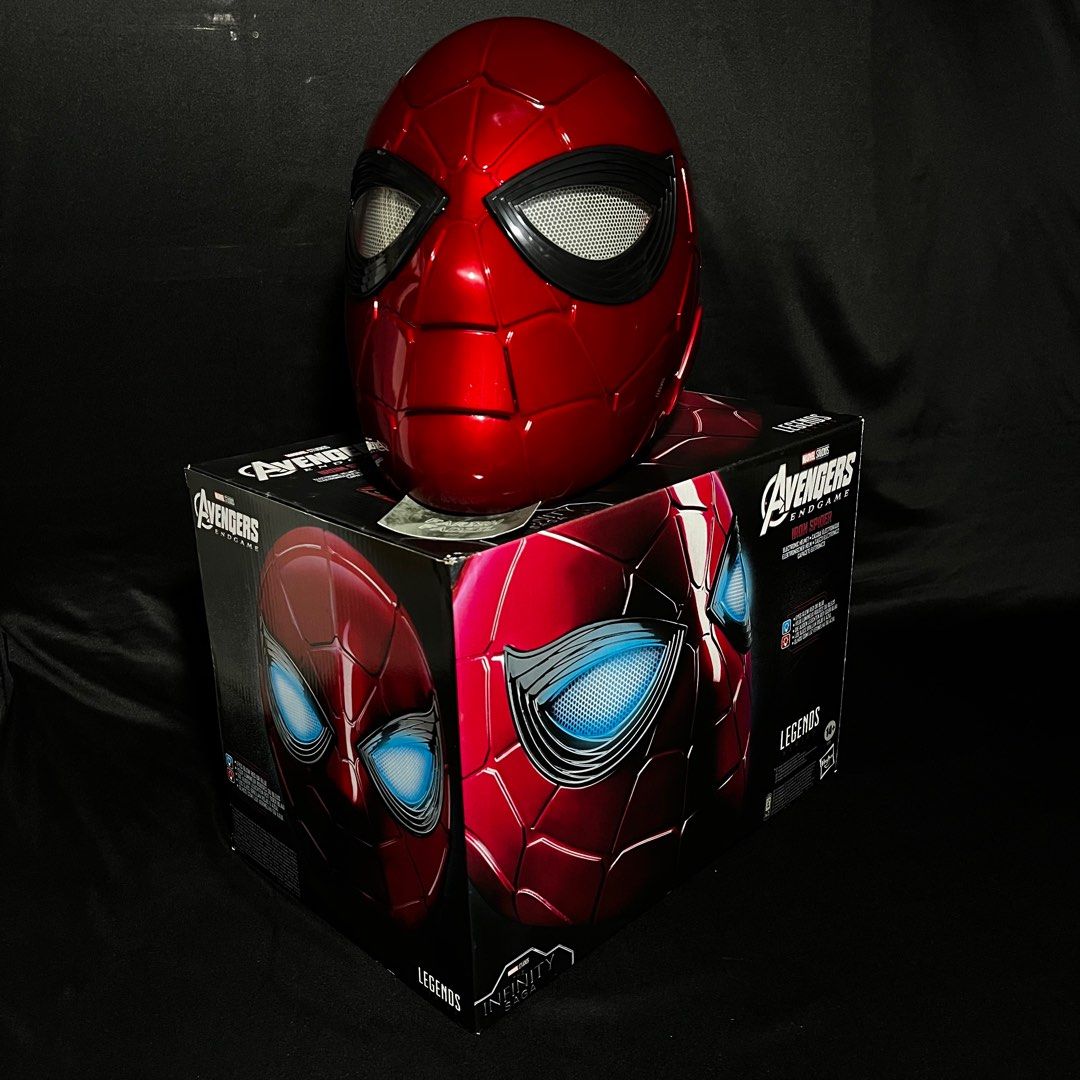 Official Hasbro Marvel SpiderMan Iron Spider Fullface Helmet, Hobbies ...