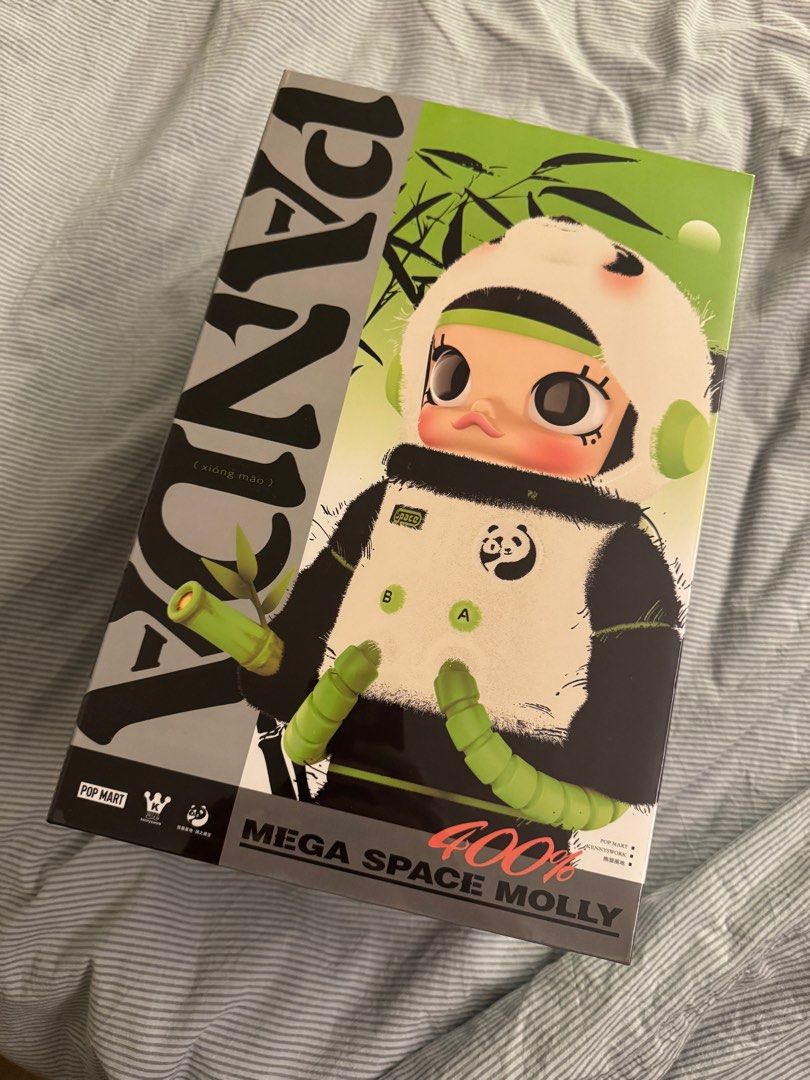 Popmart Mega Space Molly Panda 400%, Hobbies & Toys, Toys & Games on ...