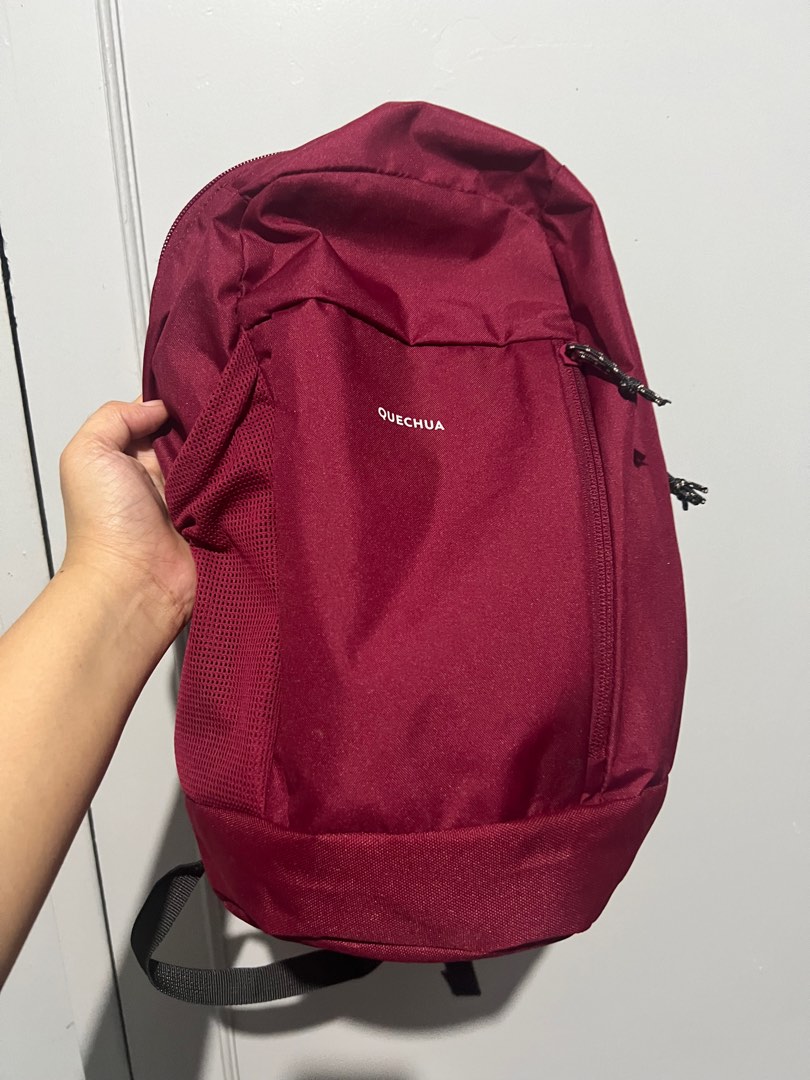 Quecha hiking backpack, Men's Fashion, Bags, Backpacks on Carousell