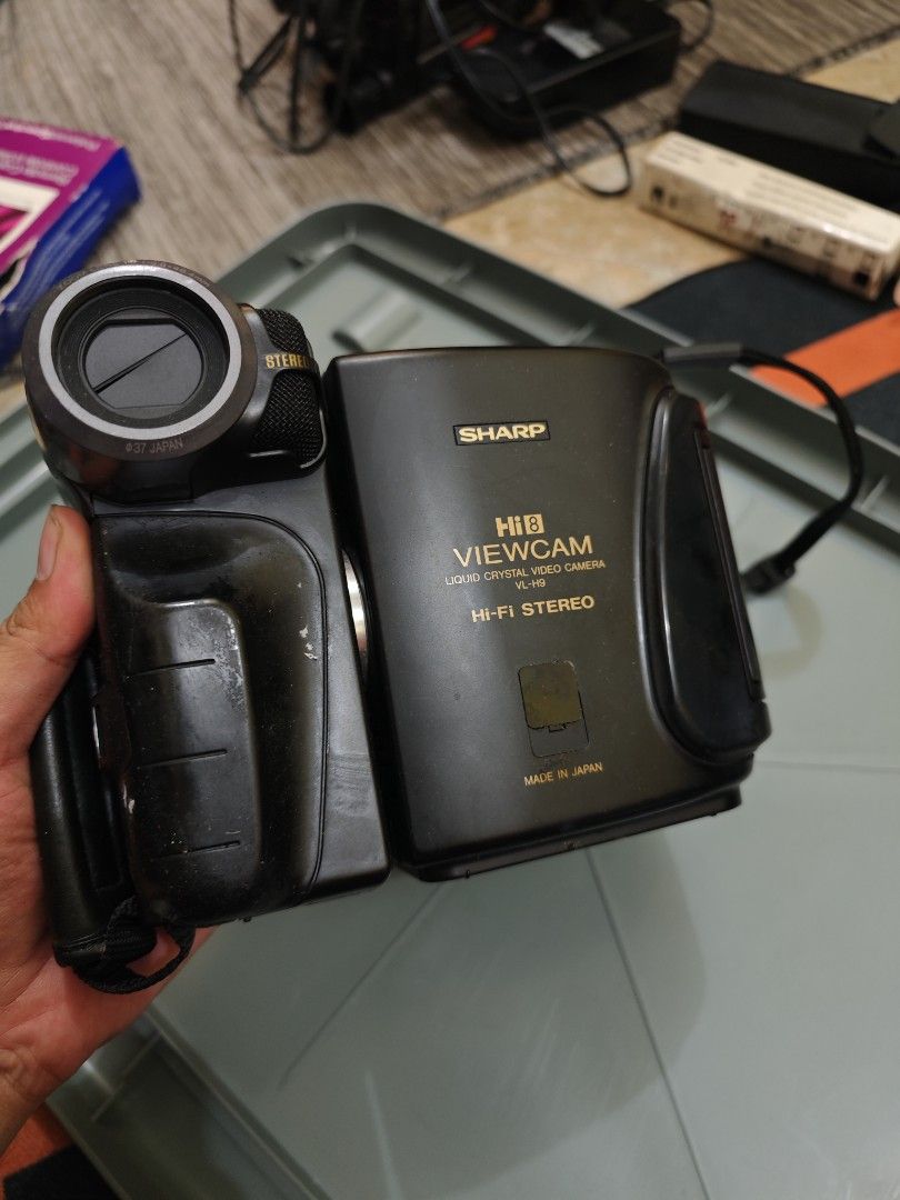 Sharp viewcam hi8 Untested, Photography, Video Cameras on Carousell