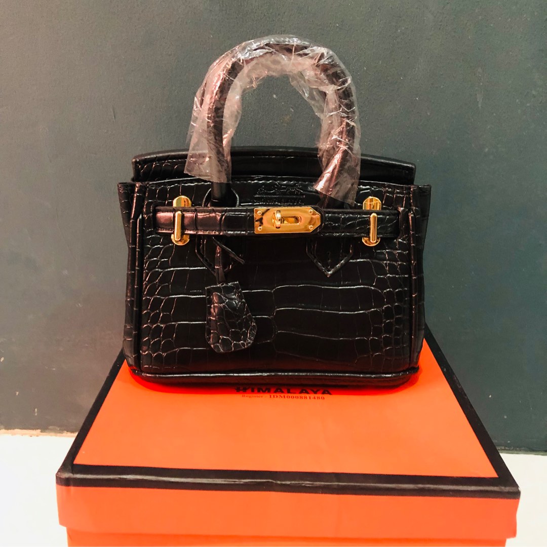 Tas Selempang Mewah Croco Black, Fesyen Wanita, Tas & Dompet di Carousell