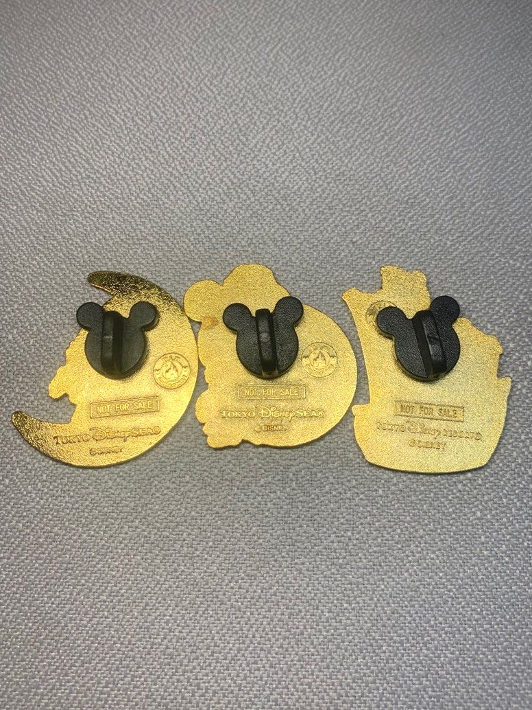 Tokyo Disney character pin badge x3, Hobbies & Toys, Collectibles ...