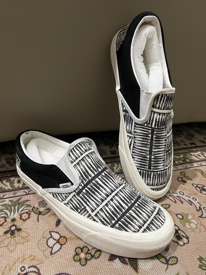 Vans x Offspring Herring - Bone, Men's Fashion, Footwear, Sneakers on ...