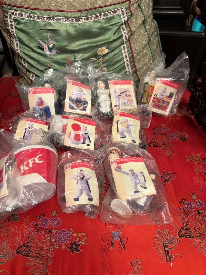 Vintage KFC Figure Model Colonel Sanders Rare Collection set, Hobbies ...