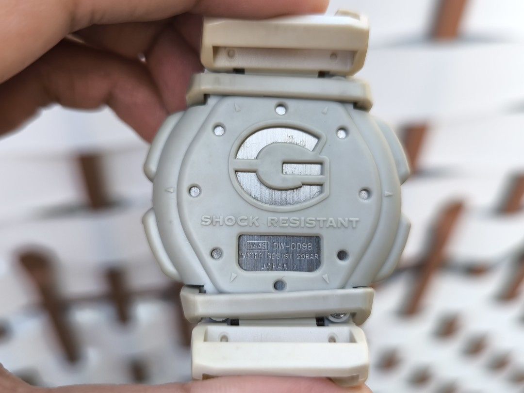 Vintage Rare G-Shock DW-0098 Codename, Men's Fashion, Watches ...