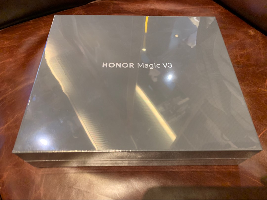 ** 現貨最後一套 ** 1010 CSL 黑色 全新未拆封行貨 Honor Magic V3 5G 摺疊手機 手提電話 12+512GB 及 總值超過$4900禮遇: (1) HONOR ...