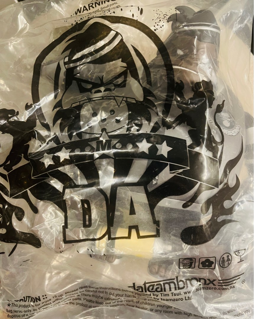特價 全新未開封 絕版 Dateambronx X Tim Tsui X 葛民輝 Supreme ver 黑猩猩 搪膠, 興趣及遊戲, 玩具 ...
