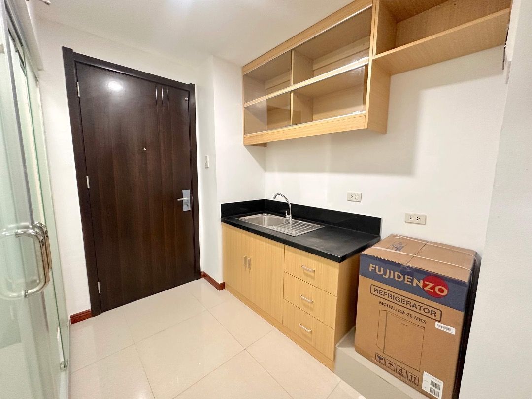 Dormitory Unit in Harvard Suites, Manila for Sale (11X), Property, For ...