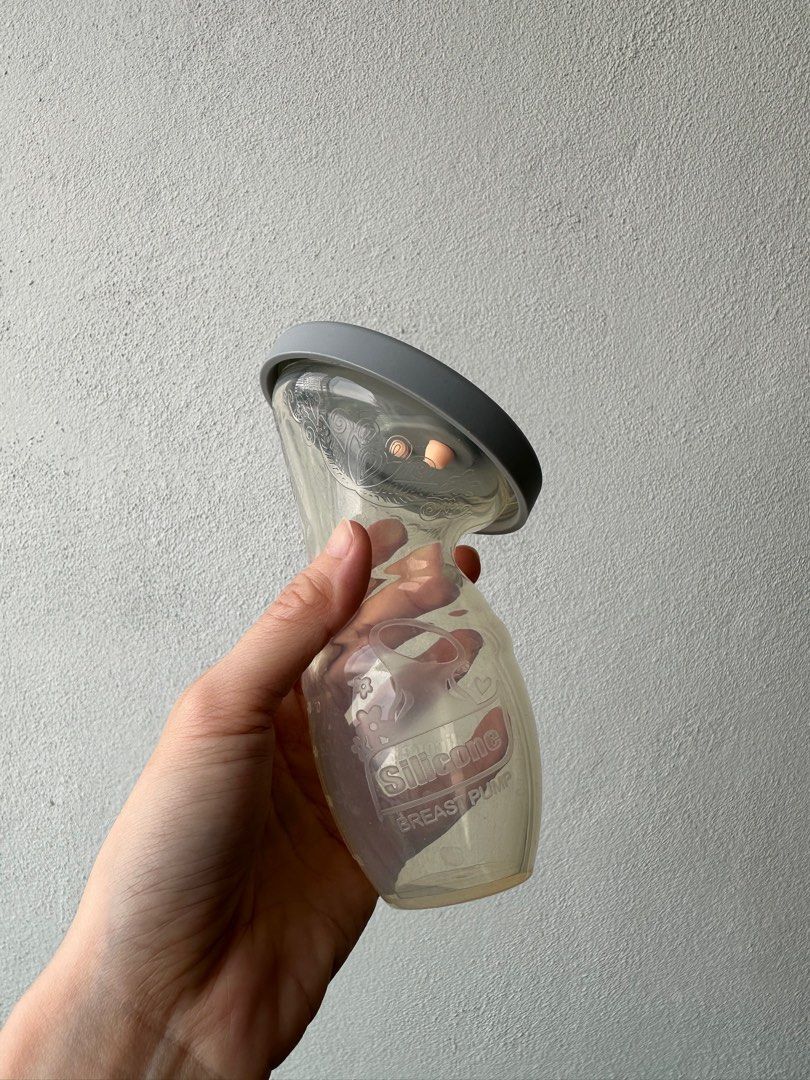Gen 1 Haaka Milk Collector with Cap (100ml), Babies & Kids, Nursing ...