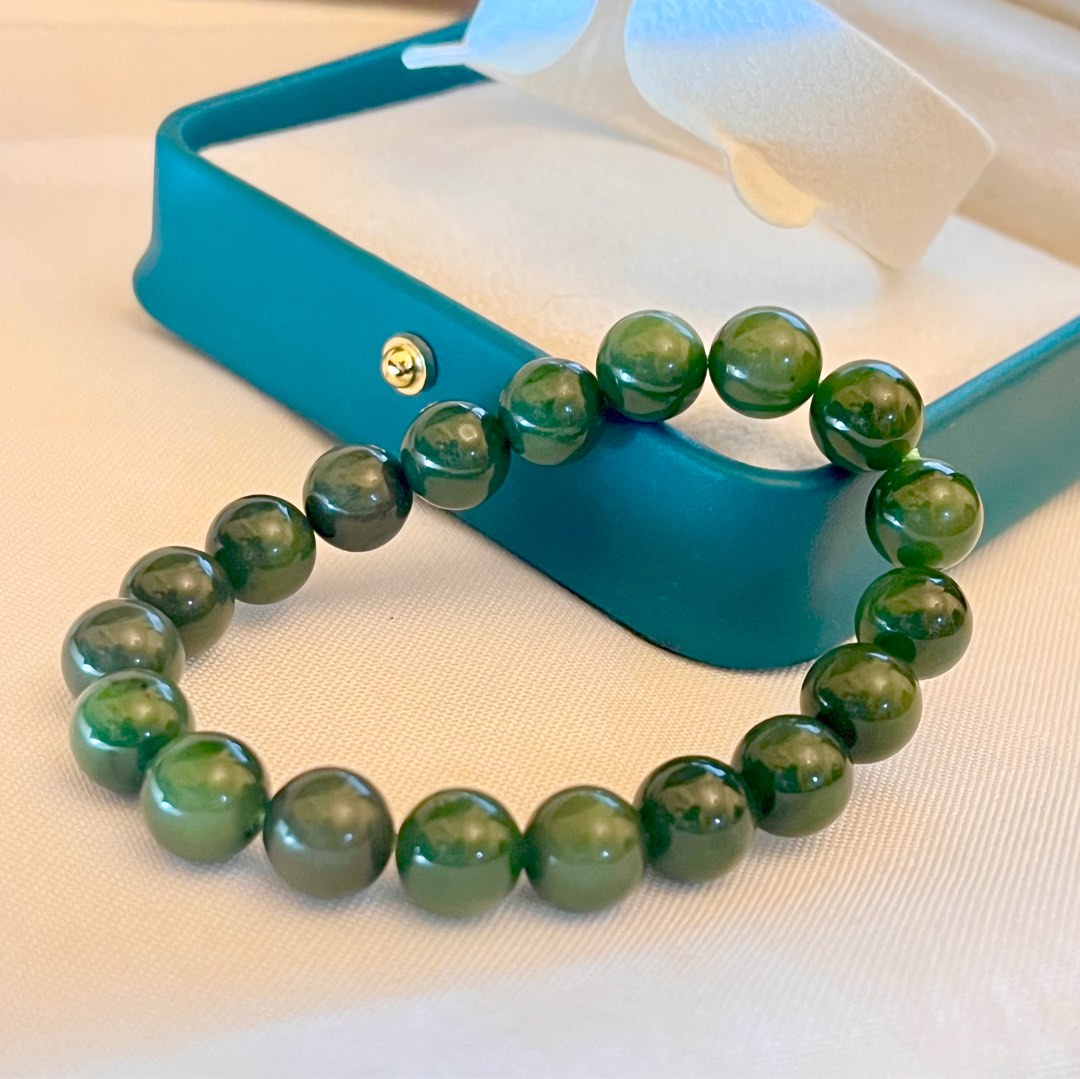 Green Jade. Beautiful. Ready for shipping., Women's Fashion, Jewelry ...