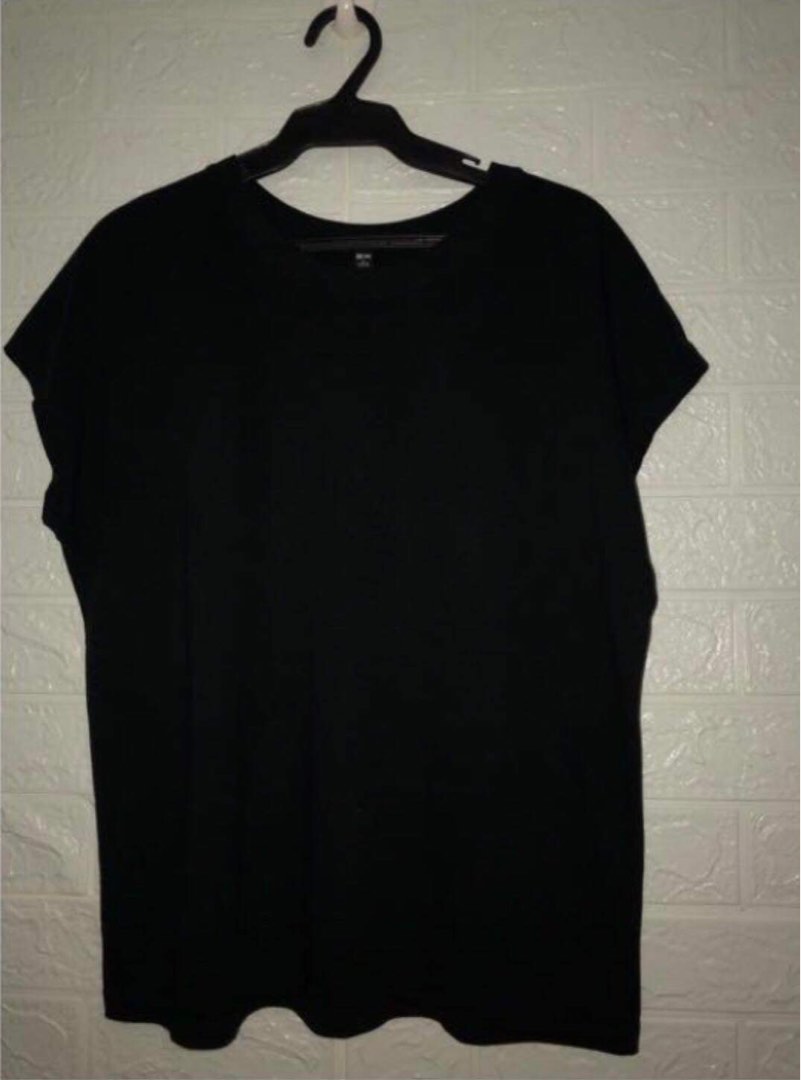 GU Black Basic Top, Women's Fashion, Tops, Shirts on Carousell