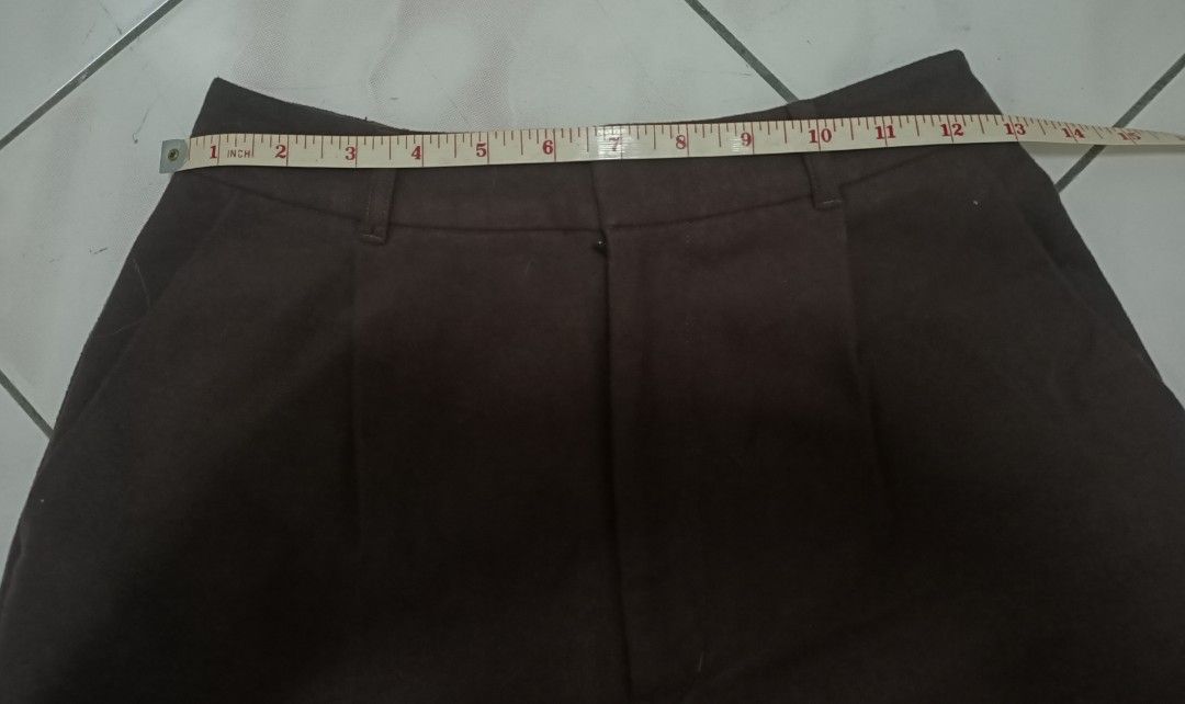 GU Slack Dark Brown Perempuan, Women's Fashion, Bottoms, Other Bottoms ...
