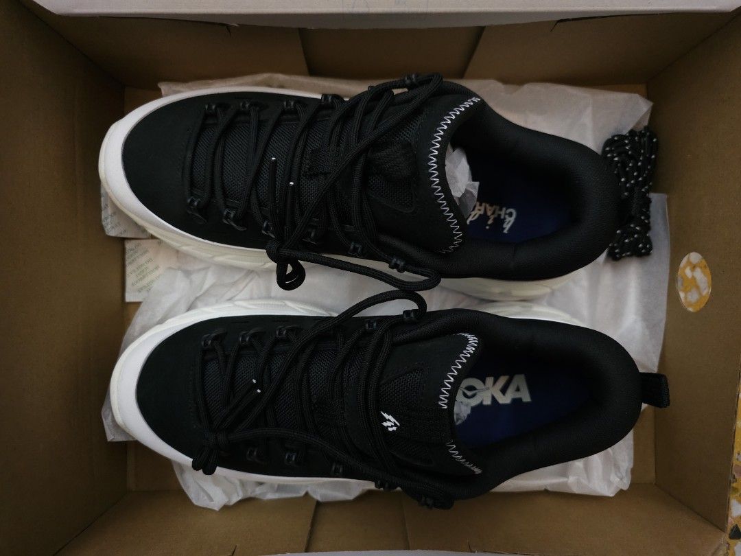 Hoka One One Tor Summit Hidden Characters, 男裝, 鞋, 波鞋 - Carousell