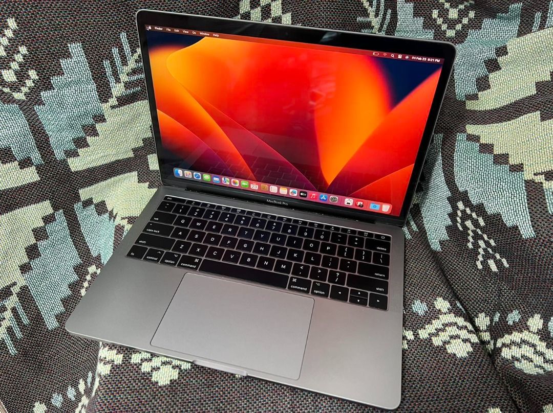 MacBook Pro 2017 Laptop Non touch Core i5 8GB 256 SSD Os: Ventura Ms ...