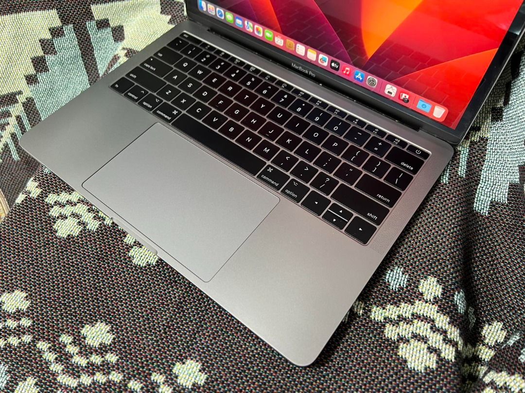 MacBook Pro 2017 Laptop Non touch Core i5 8GB 256 SSD Os: Ventura Ms ...
