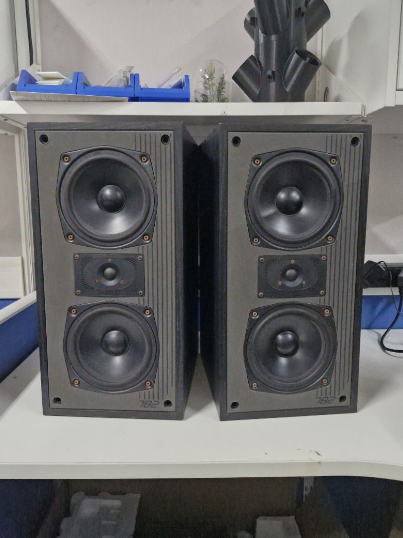 Floorstanding Speakers Mission 782 Speakers Mission Cyrus 782 Hifi ...