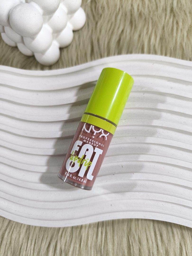 NYX Fat Lip Oil in new shade Chillin' like a Villain, Beauty & Personal ...