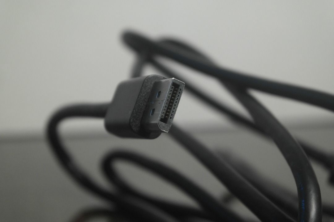 Original Hotron DisplayPort Cable, Computers & Tech, Parts ...