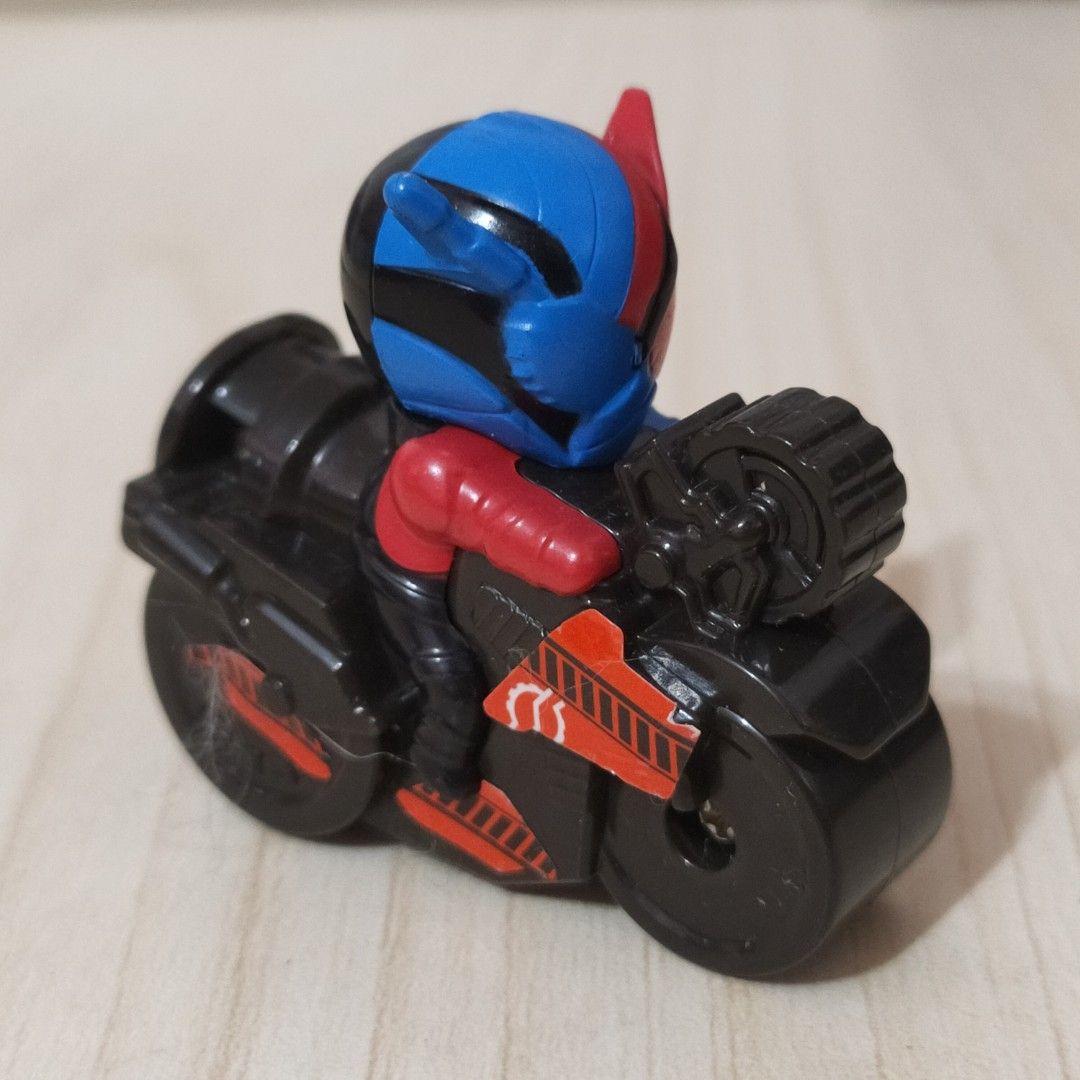 Palm-sized Hero Series Super Explosive! Heisei Rider Machine! Kamen ...