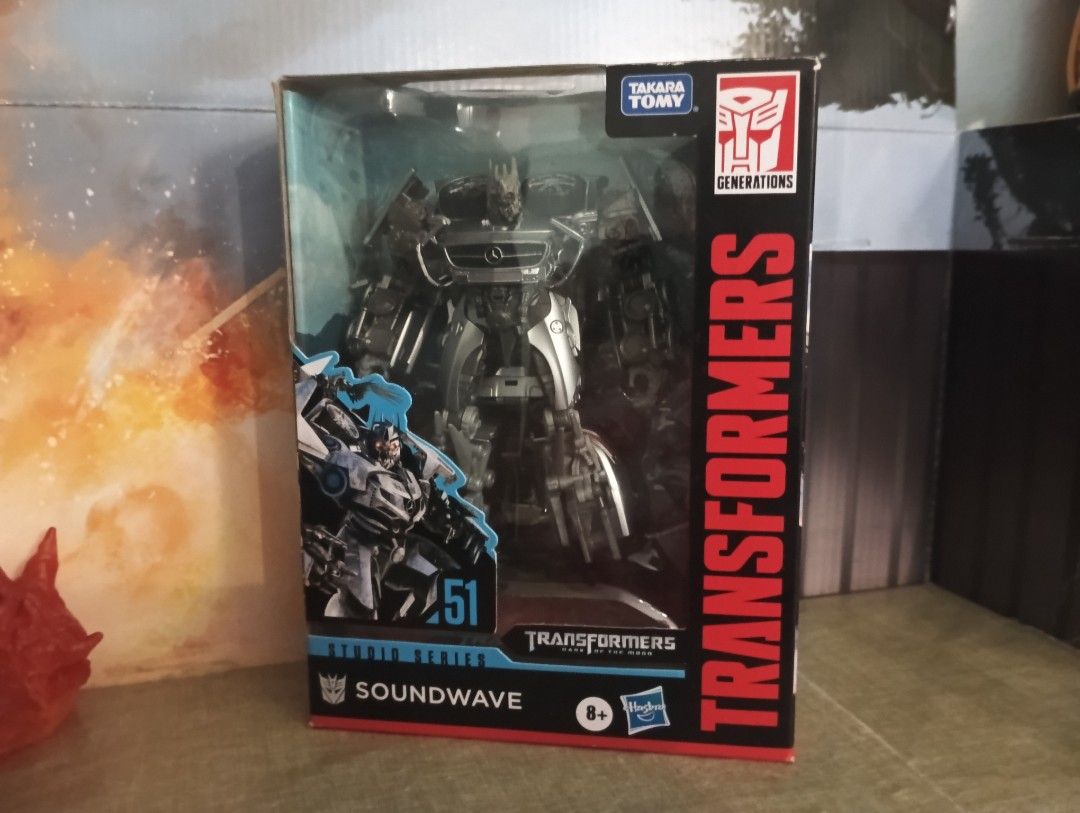 Transformers Studio Series 51 Deluxe Class Soundwave, Hobbies & Toys ...