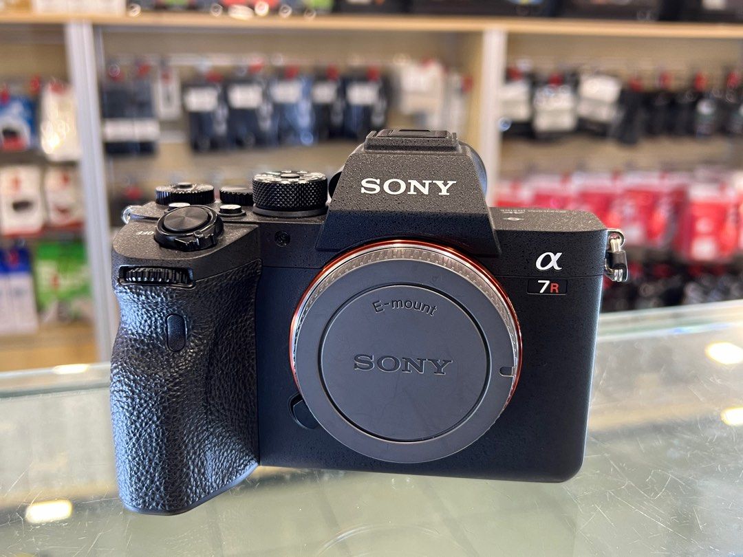 USED - SONY A7R4 A, Photography, Cameras on Carousell