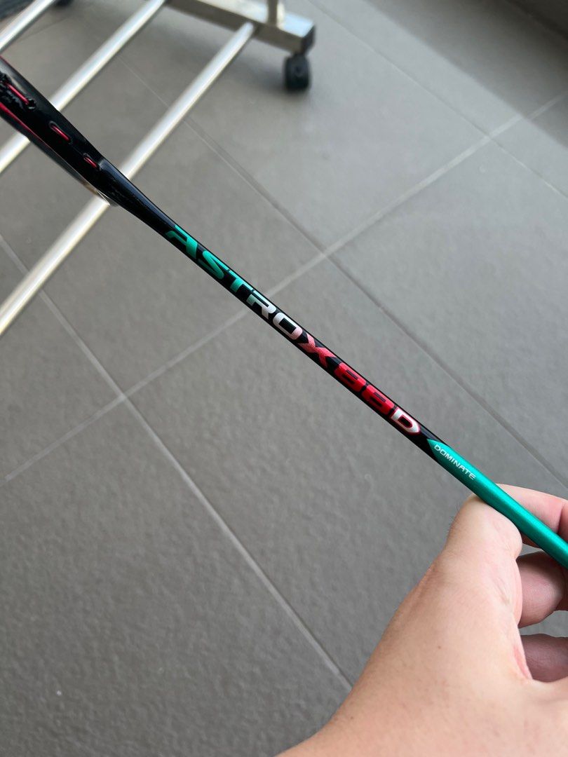 Yonex Astrox 88D (First Gen), Sports Equipment, Sports & Games, Racket ...
