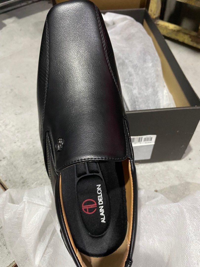 Alain delon ad executive for sale, Men's Fashion, Footwear, Casual ...