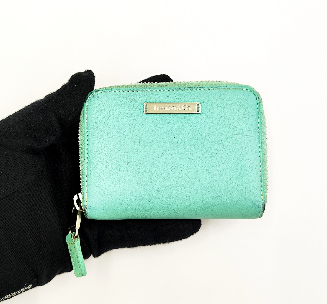 authentic TIFFANY & CO zip coin and card case, Women's Fashion, Bags ...