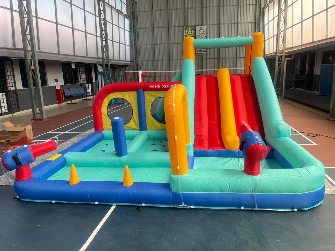 Bouncy castle soopa doopa doctor dolphin, Babies & Kids, Infant ...