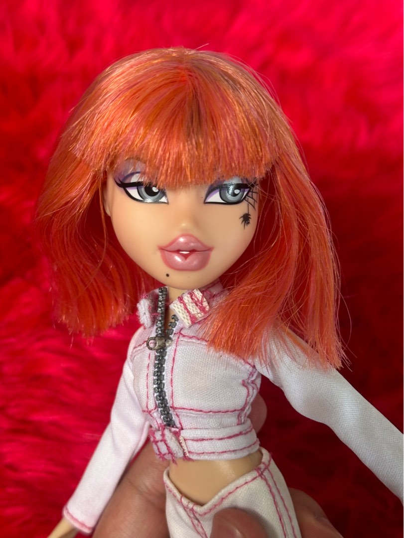 BRATZ : Masquerade Finora, Hobbies & Toys, Toys & Games on Carousell