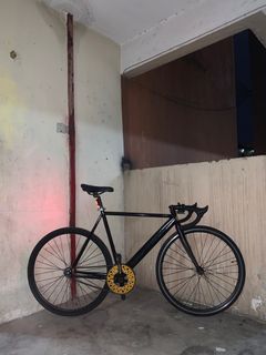 Fixie, Sports Equipment, Bicycles & Parts, Bicycles on Carousell