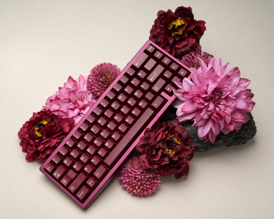 Kohaku Berry Maroon, Computers & Tech, Parts & Accessories, Computer ...